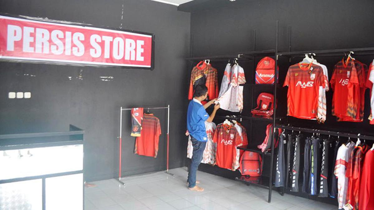 Kompetisi Terhenti, Persis Store Banting Harga tapi Tetap Sepi ...