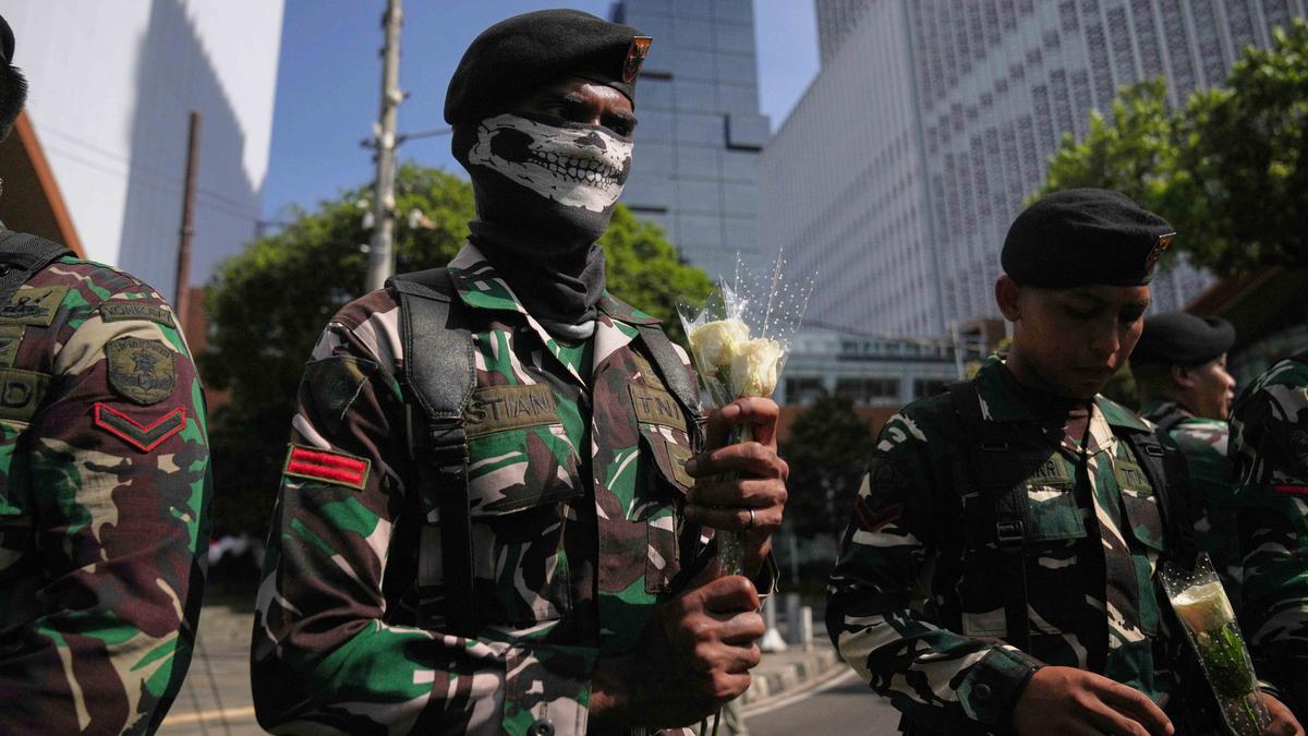 Membedah Pam Swakarsa, Diciptakan Tahun 1998 untuk Lawan Demo Protes ...