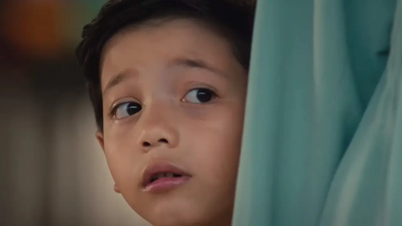 6 Tokoh Penting Film Air Mata di Ujung Sajadah: Pertemuan Dramatis Fedi ...