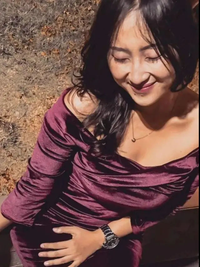 7 Potret Nimas Sabella, Sosok di Balik Kisah 'Diteror 10 Tahun' Dijadikan Film - Hot Liputan6.com