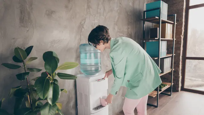 Fakta Kemasan Galon yang Mengandung BPA, Apakah Berbahaya? - Lifestyle Fimela.com