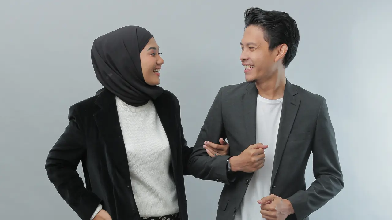 5 Tanda Pasangan yang Serius dan Setia dari Perlakuannya Sehari-Hari - Relationship Fimela.com