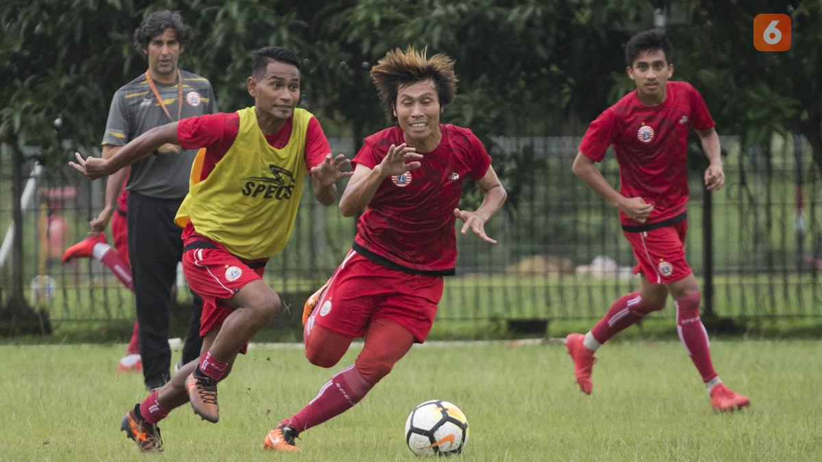 Sandi Sute Absen, Persija Andalkan Asri Akbar untuk Ladeni PSM - Bola ...