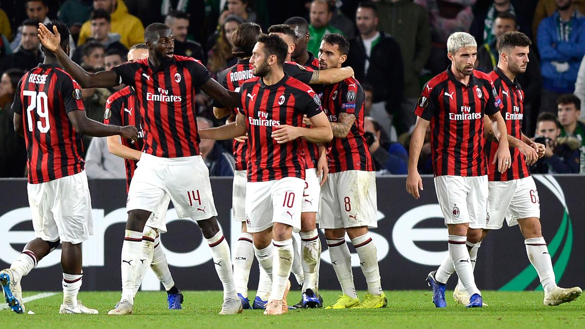 Gelandang AC Milan Diincar Banyak Klub