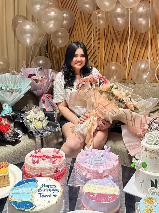 7 Potret Nur Utami, Selebgram Makassar yang Jadi Tersangka Jaringan Narkoba Fredy Pratama ...