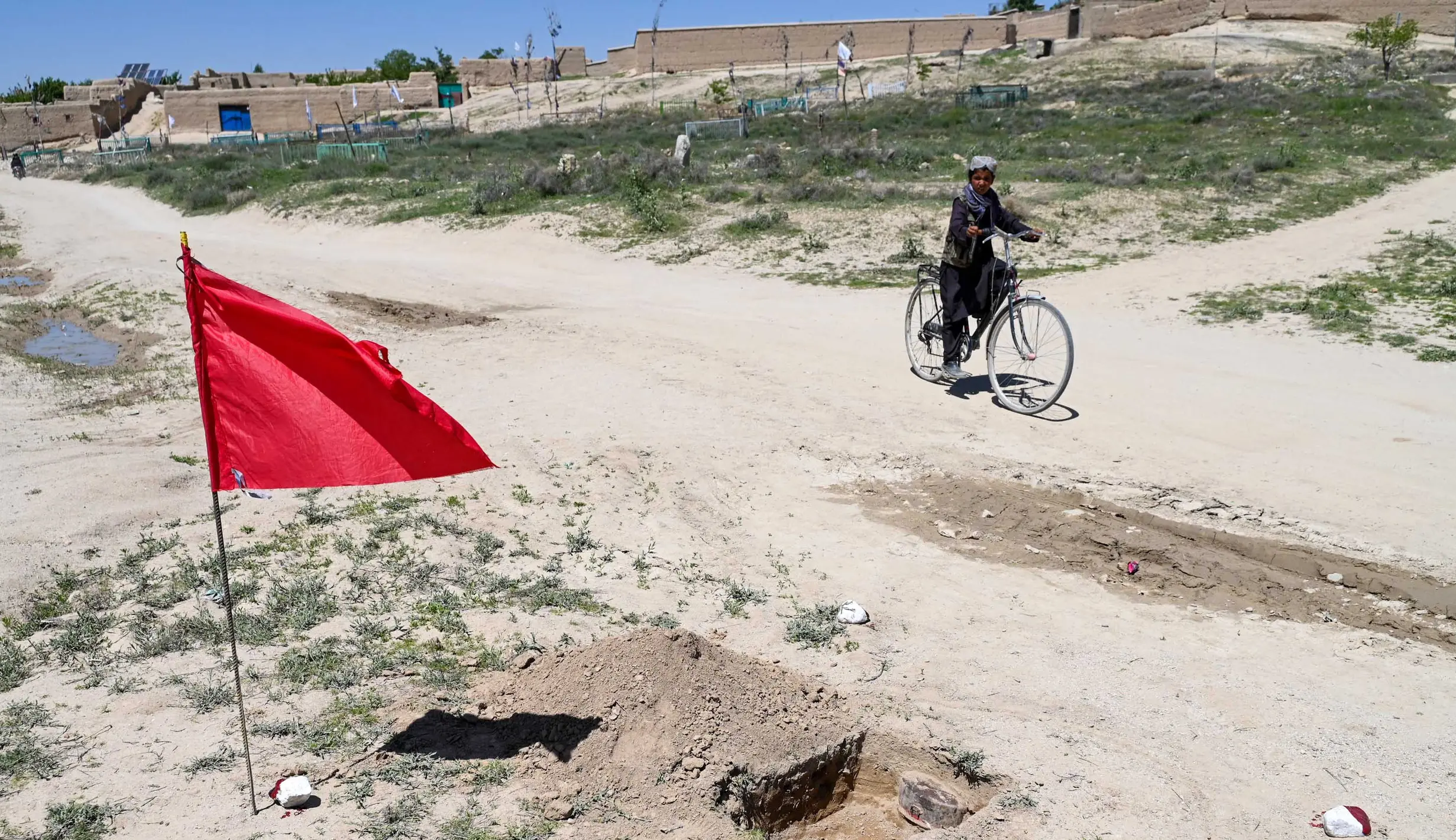 Melihat Pembersihan Ranjau Anti-Tank di Afghanistan - Foto Liputan6.com