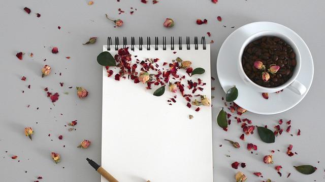 Arti Booklet, Ketahui Fungsi, Struktur, dan Cara Membuatnya - Ragam ...