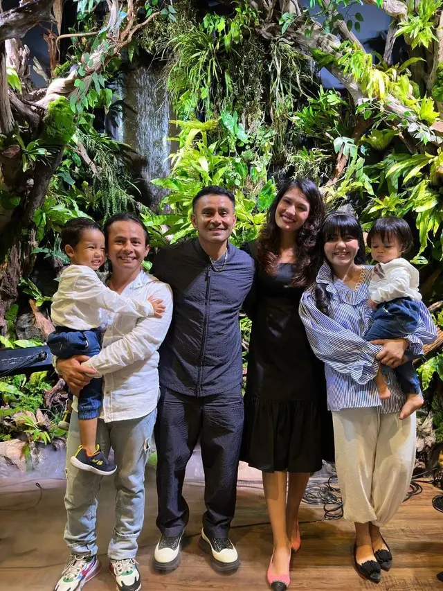 7 Potret Judika dan Duma Riris Rayakan 1 Dekade Pernikahan, Selalu ...