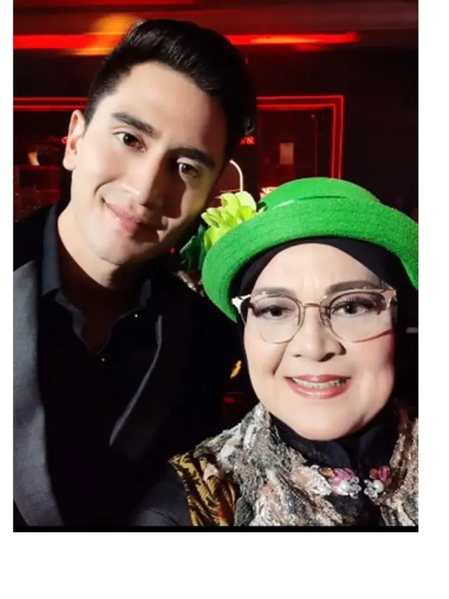 7 Potret Terbaru Leily Sagita Pemeran Mak Lampir, Disebut Awet Muda ...