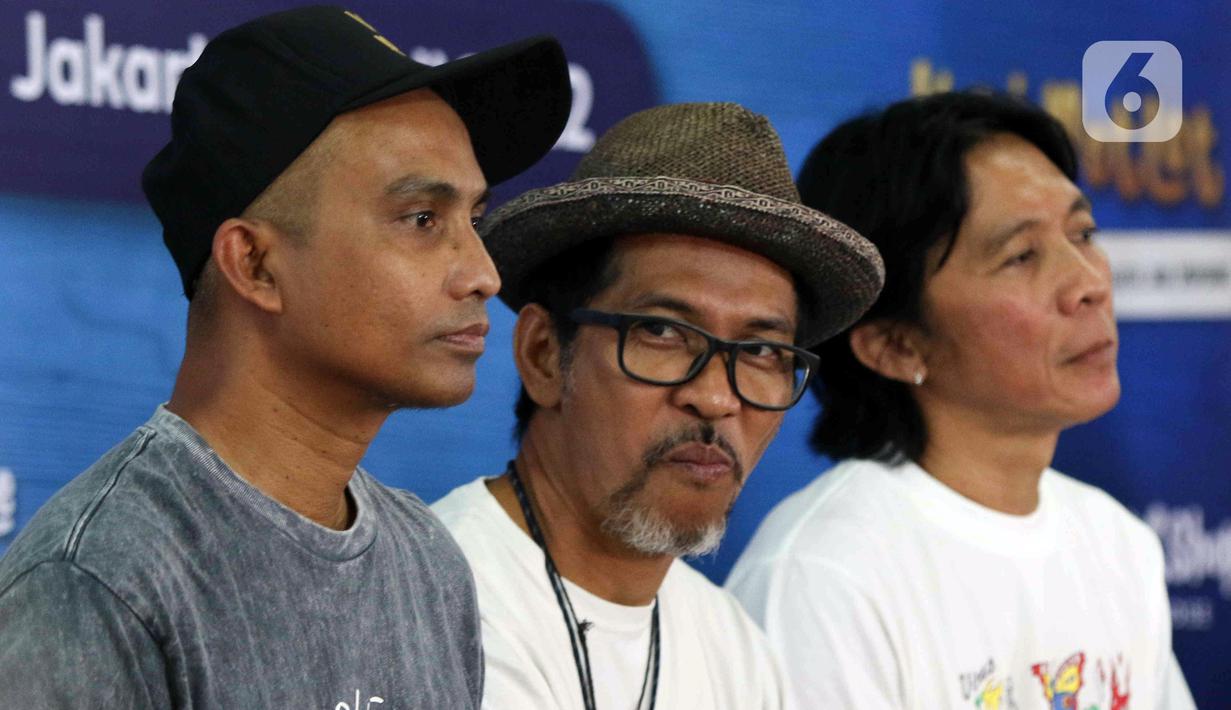 Slank Luncurkan Slankops Bersama Erick Thohir dan Teten Masduki - Foto ...