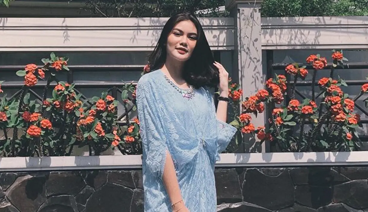 FOTO: Cantiknya Adrina Putri, Adik Andira Hadley yang Juga Selebgram ...