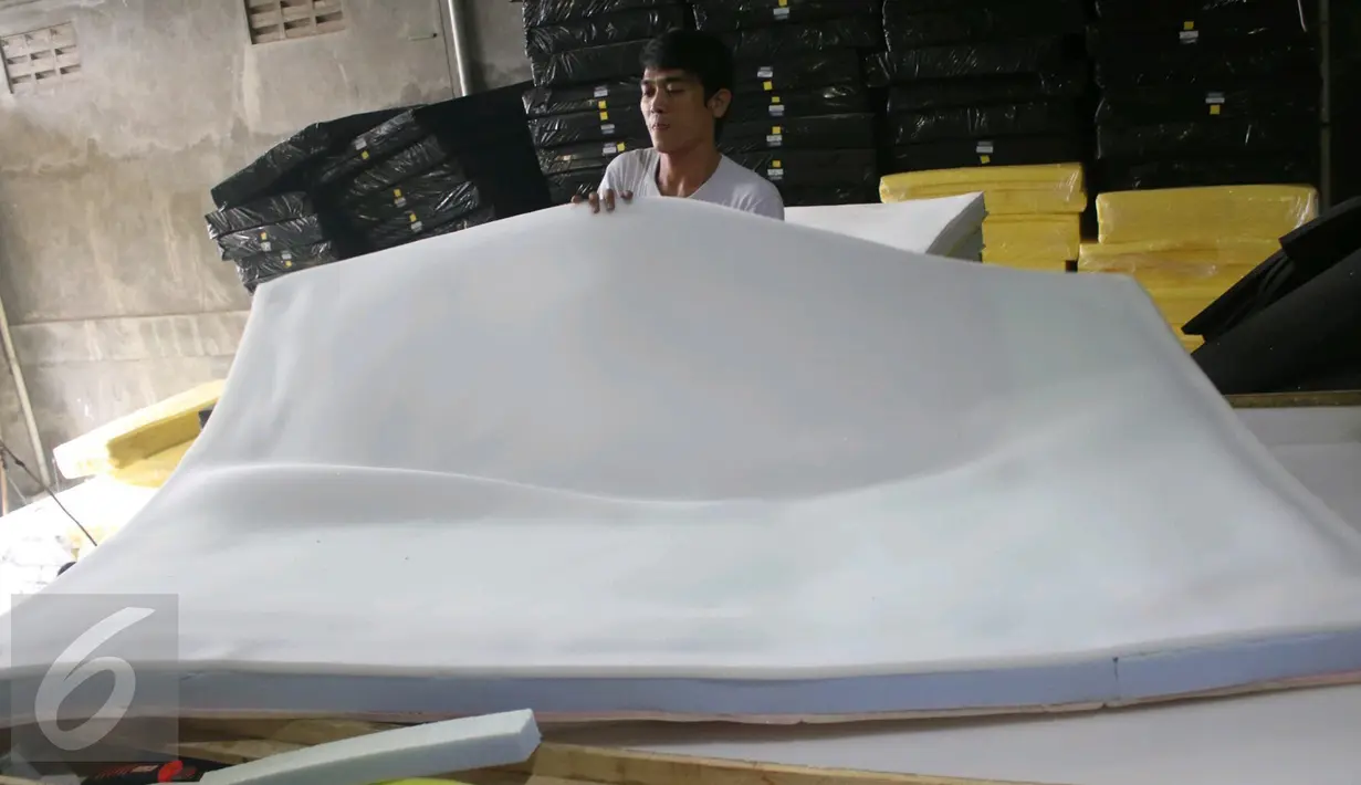 Permintaan Kasur Busa Terus Meningkat - Foto Liputan6.com