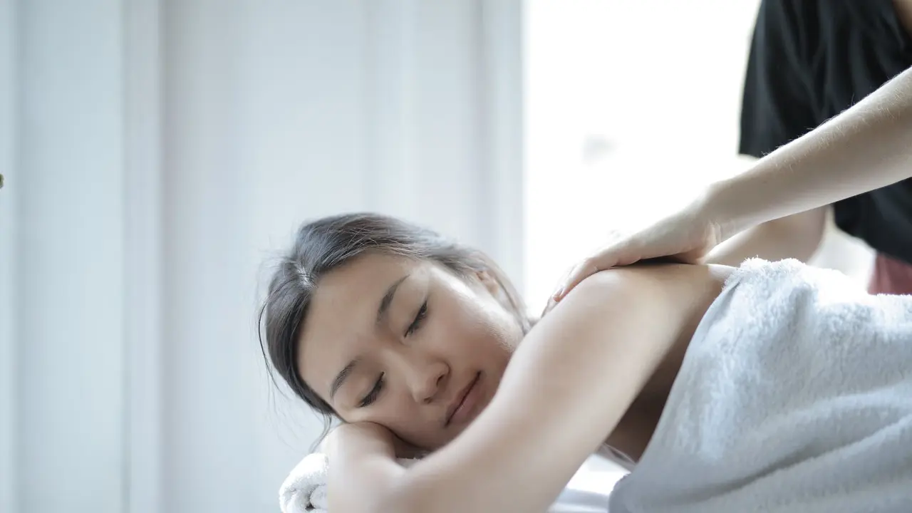 6 Penyebab Badan Terasa Linu dan Pegal Beserta Cara Mengatasinya