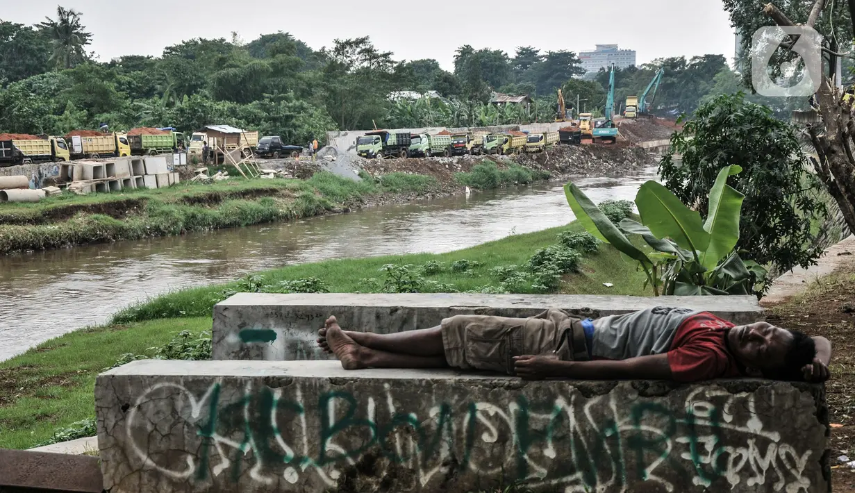 Pemprov Dki Anggarkan Rp469 29 M Untuk Normalisasi Ciliwung Foto
