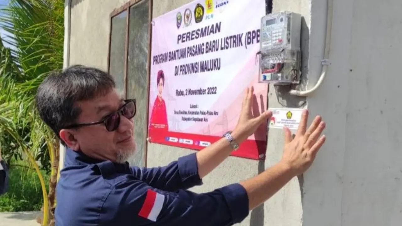 Semakin Merata, 1.905 Rumah Tangga Tidak Mampu di Maluku Terima Akses Listrik - News Liputan6.com