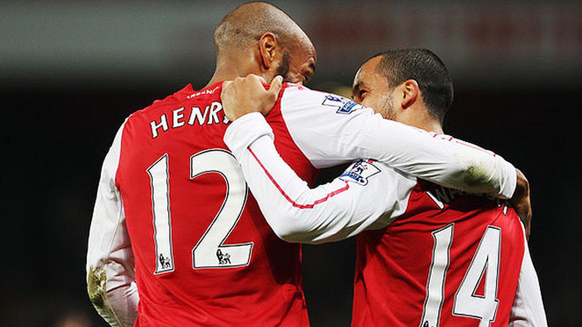 Henry Latih Walcott? - Bola Liputan6.com