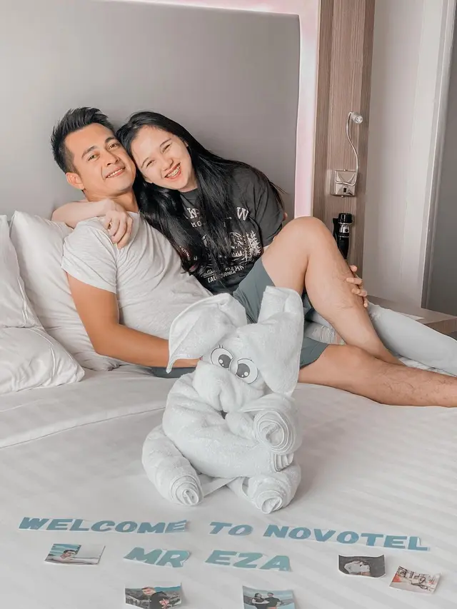 6 Fakta Eza Gionino dan Istri Meiza Aulia, Sempat Ditentang Ibunda: Nikah Sama Pilihan Mama atau ...