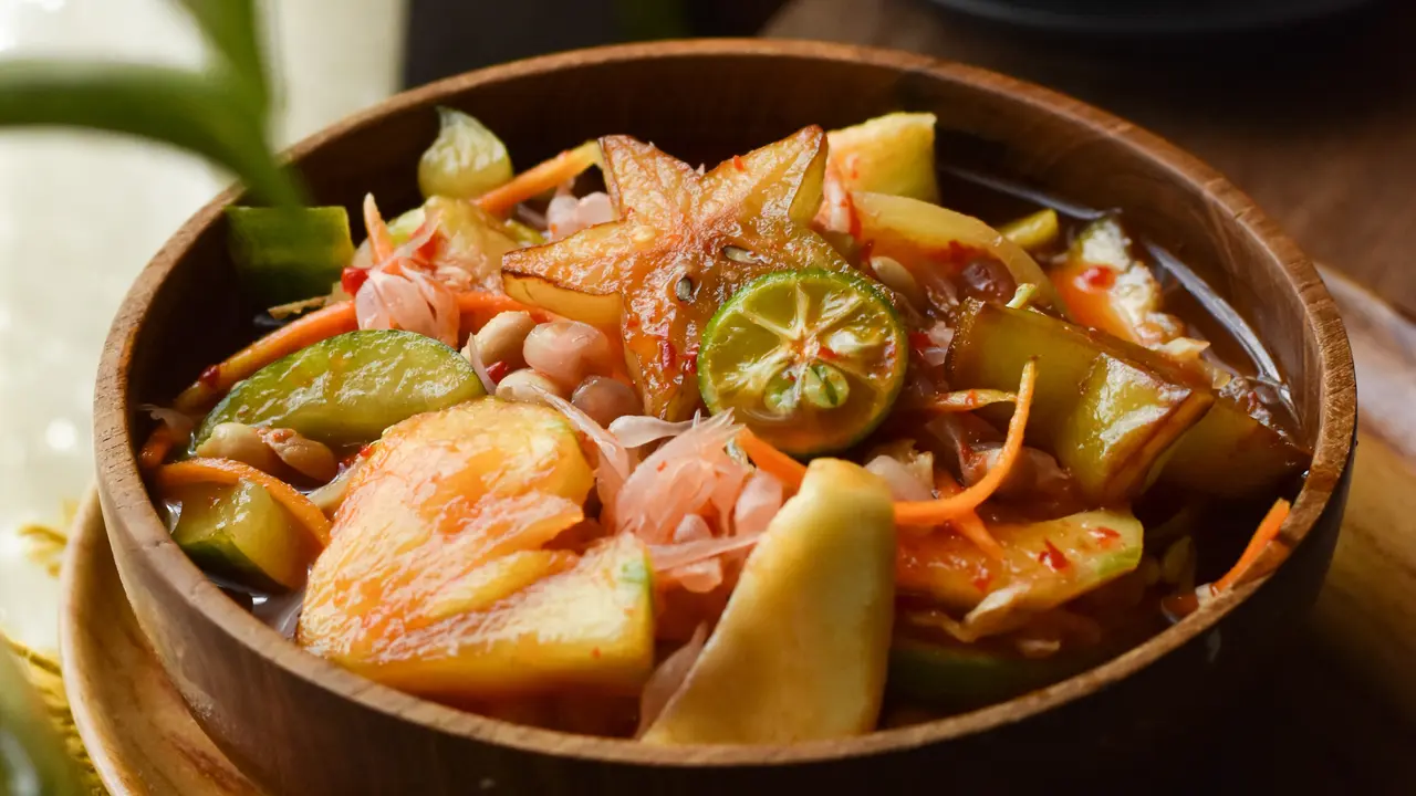 7 Resep Rujak Buah Berbagai Daerah yang Mudah Dibuat