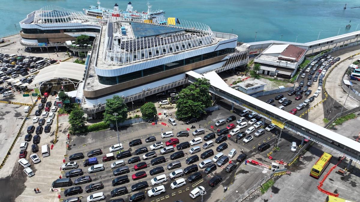 ASDP Jual Tiket Penyeberangan Online di Seluruh Pelabuhan pada 2024 - Bisnis Liputan6.com