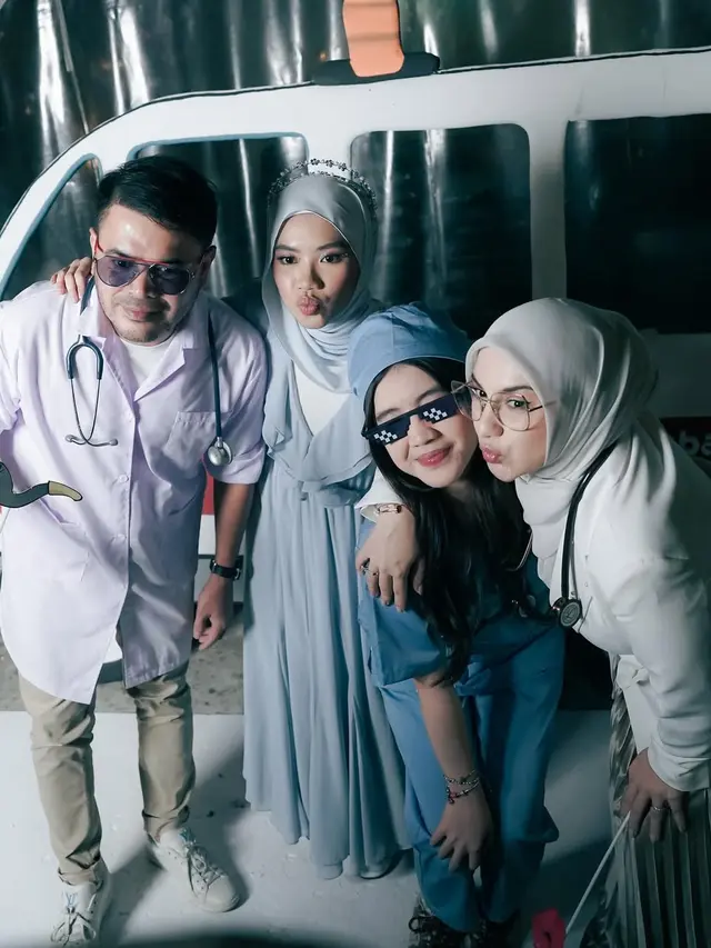 6 Potret Perayaan Ultah Syifa Mutiara, Anak Sambung Irish Bella Bertema Dokter - ShowBiz ...