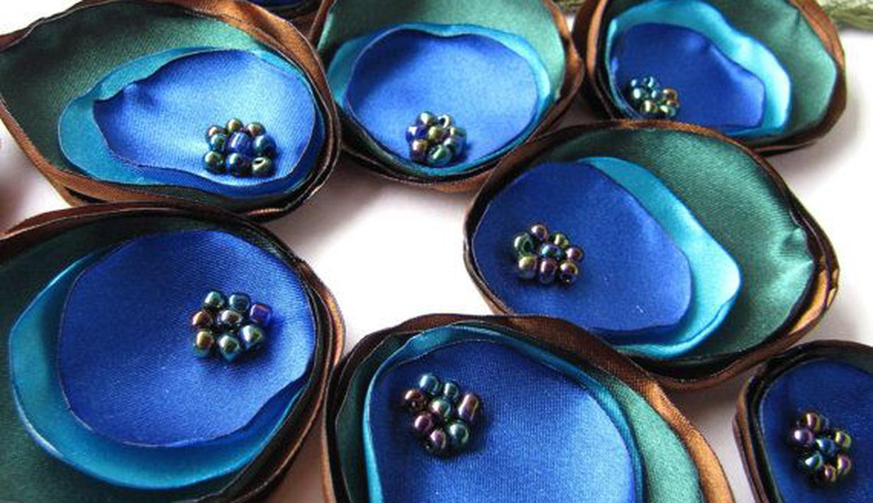 Kreasi Bunga Satin Elegan yang Bisa Dibuat Sendiri - Photo Fimela.com