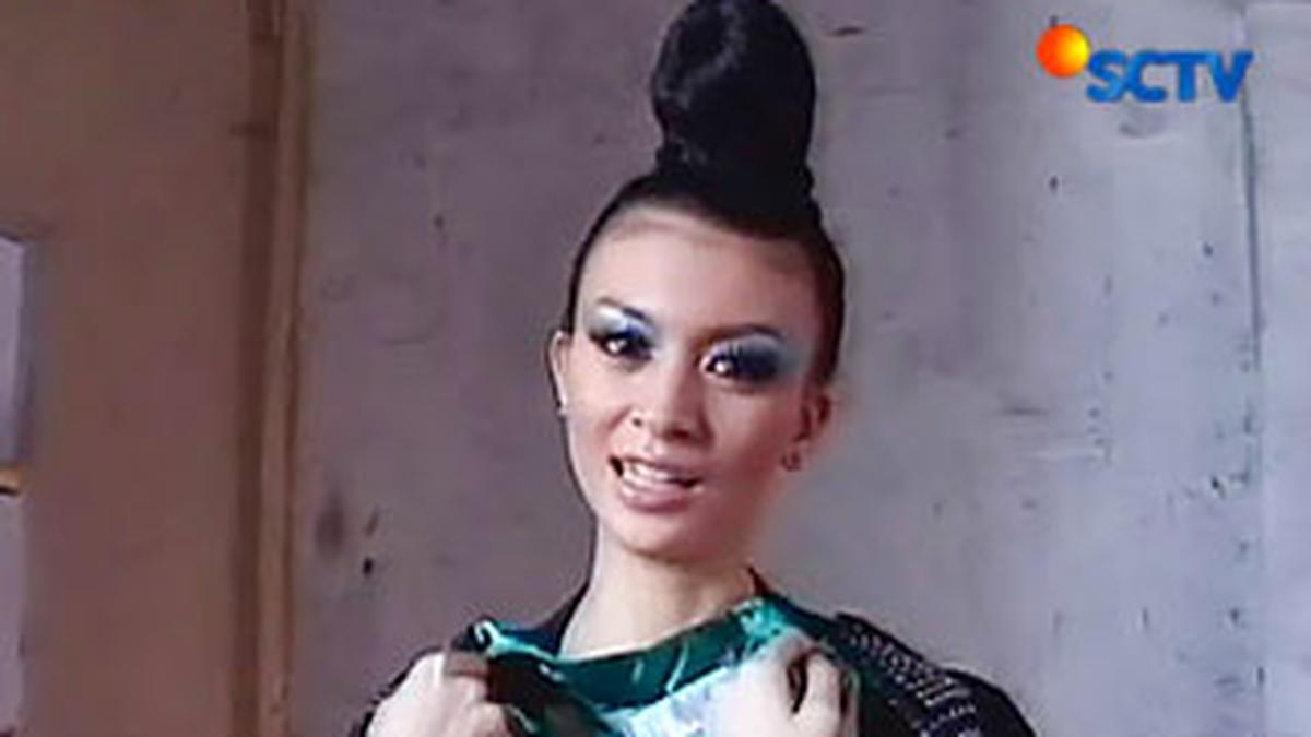 Donita: Muka Arab Pake Baju Cina