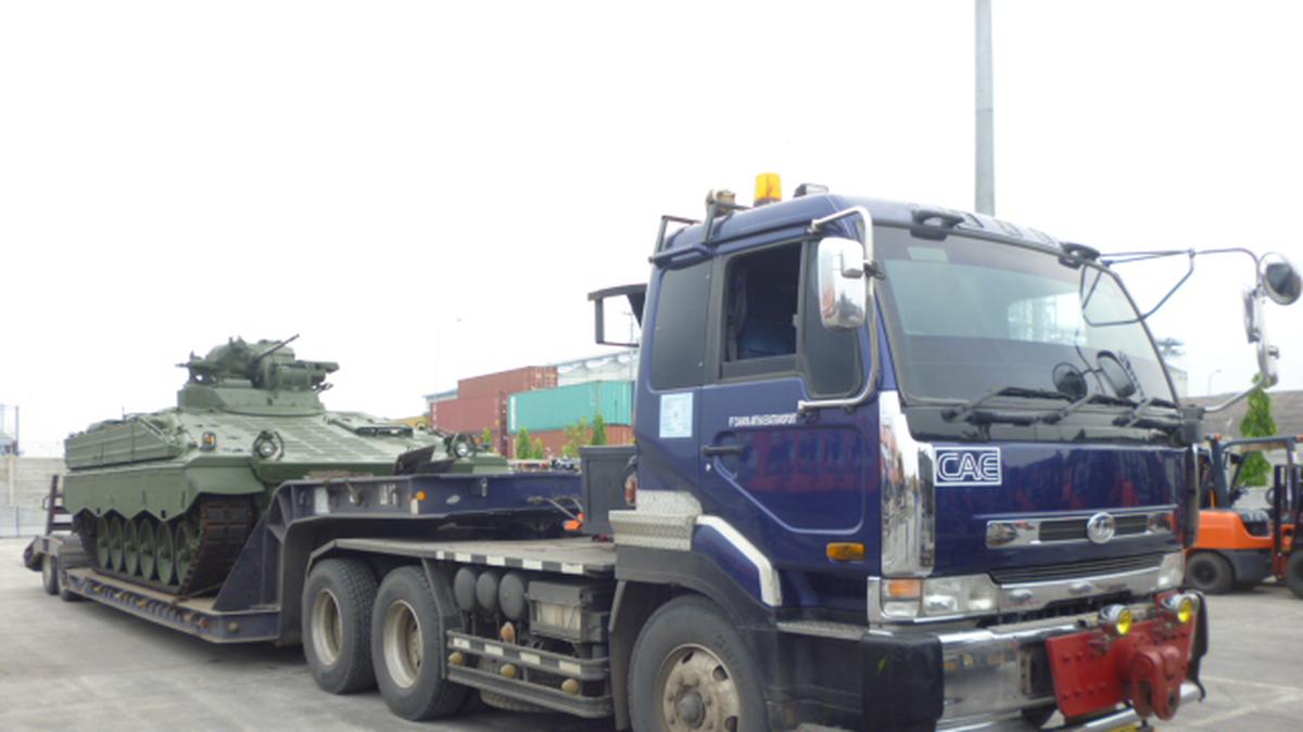 52 Tank TNI yang Dibeli dari Jerman Tiba di Jakarta - News Liputan6.com