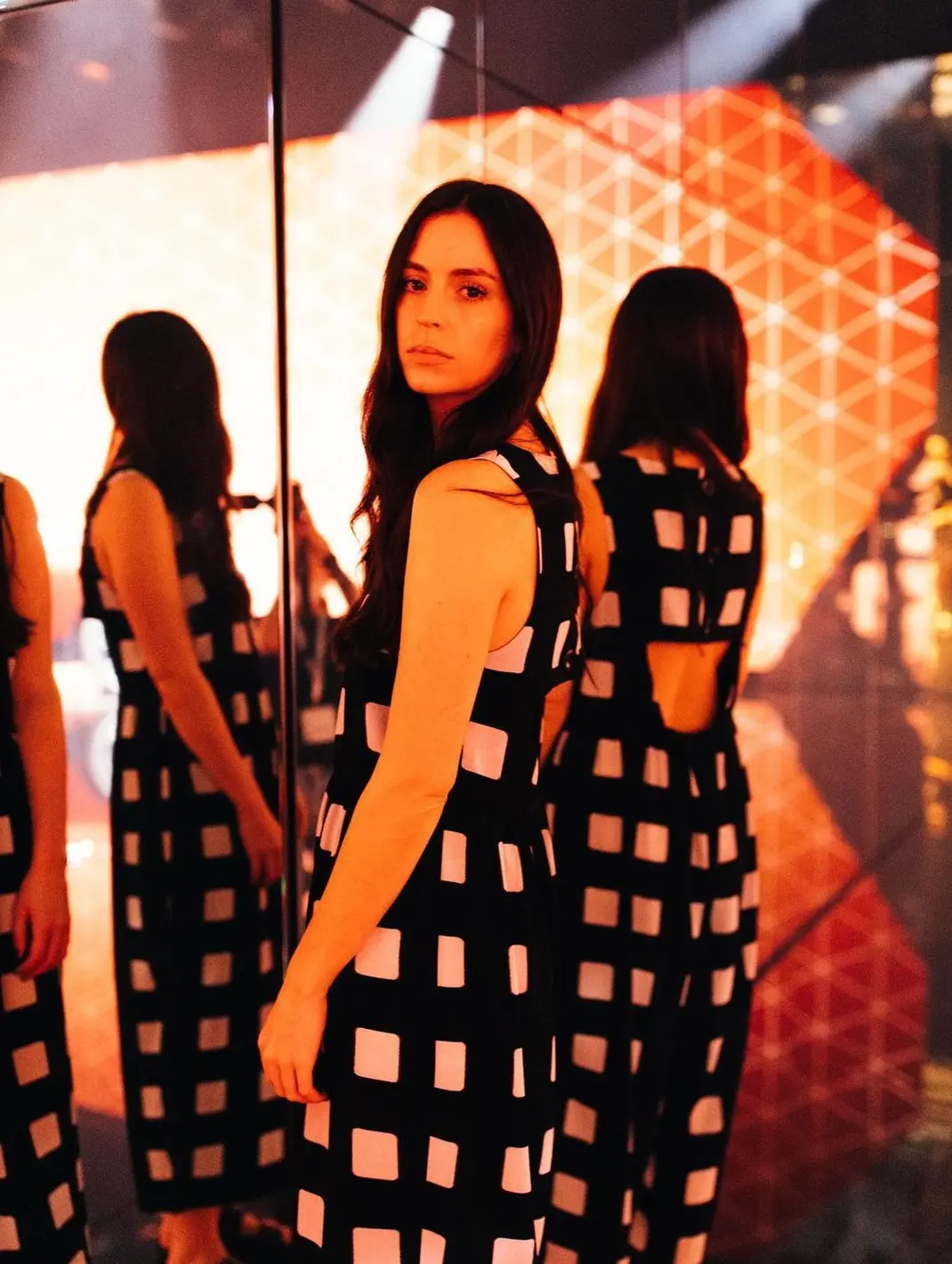 7 Potret Gemma Styles, Kakak Harry Styles yang Tak Kalah Fashionable