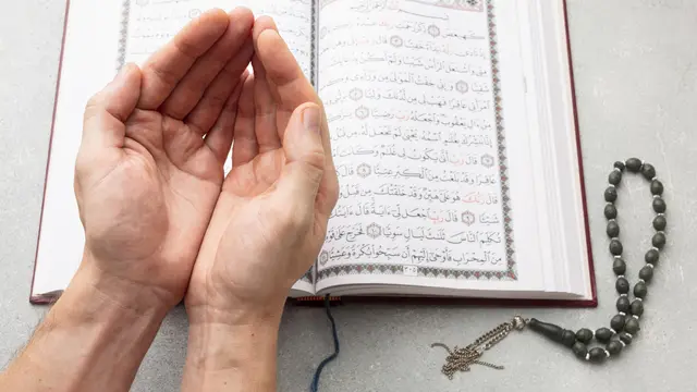 Doa I’tidal Arab, Latin dan Artinya, Lengkap dengan Tata Cara ...