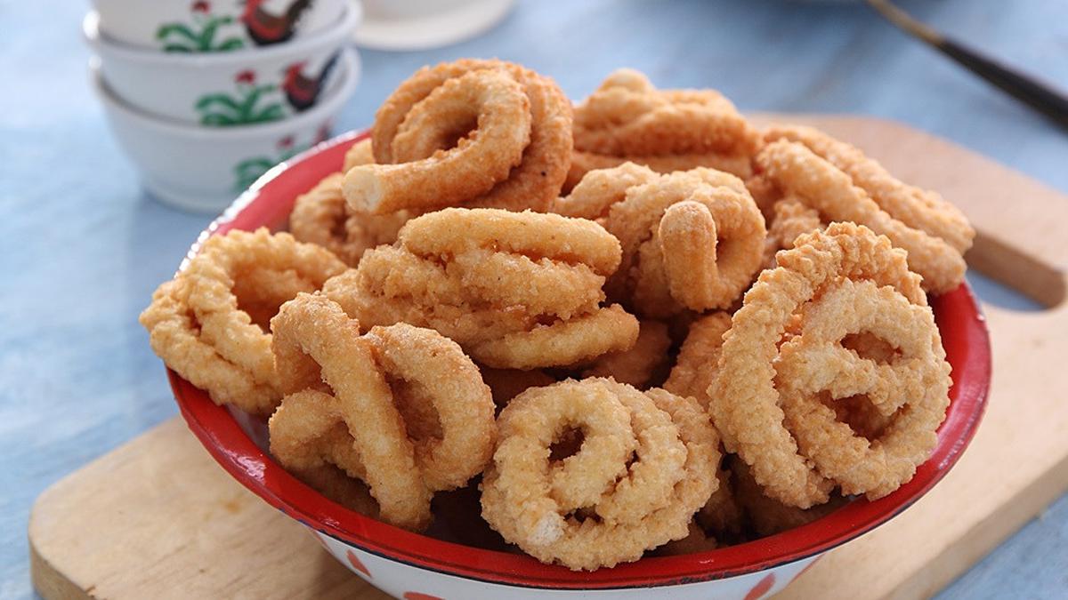 Cara Membuat Kue Akar Kelapa yang Renyah - Lifestyle Fimela.com