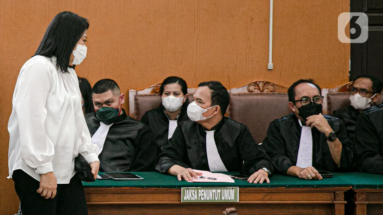 Putri Candrawathi Divonis 20 Tahun Penjara, Warganet: Well Done Pak Hakim - Tekno Liputan6.com