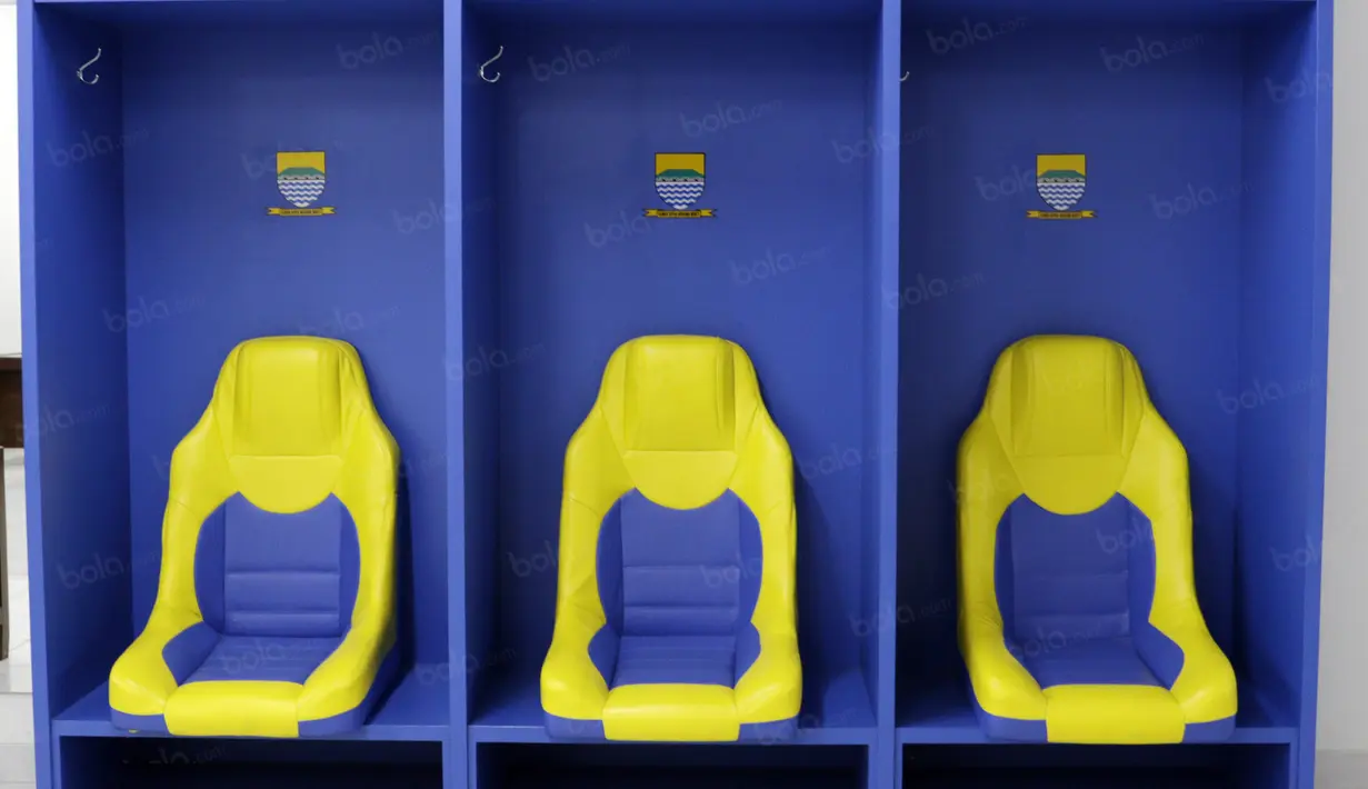 Kamar Ganti dan Bench Persib Bandung yang Eksklusif - Foto Bola.com