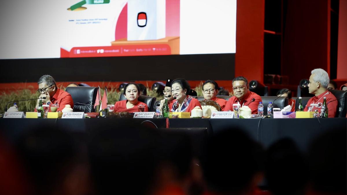 Megawati Minta Kader Tetap Turun ke Bawah untuk Pemenangan Pemilu 2024 ...