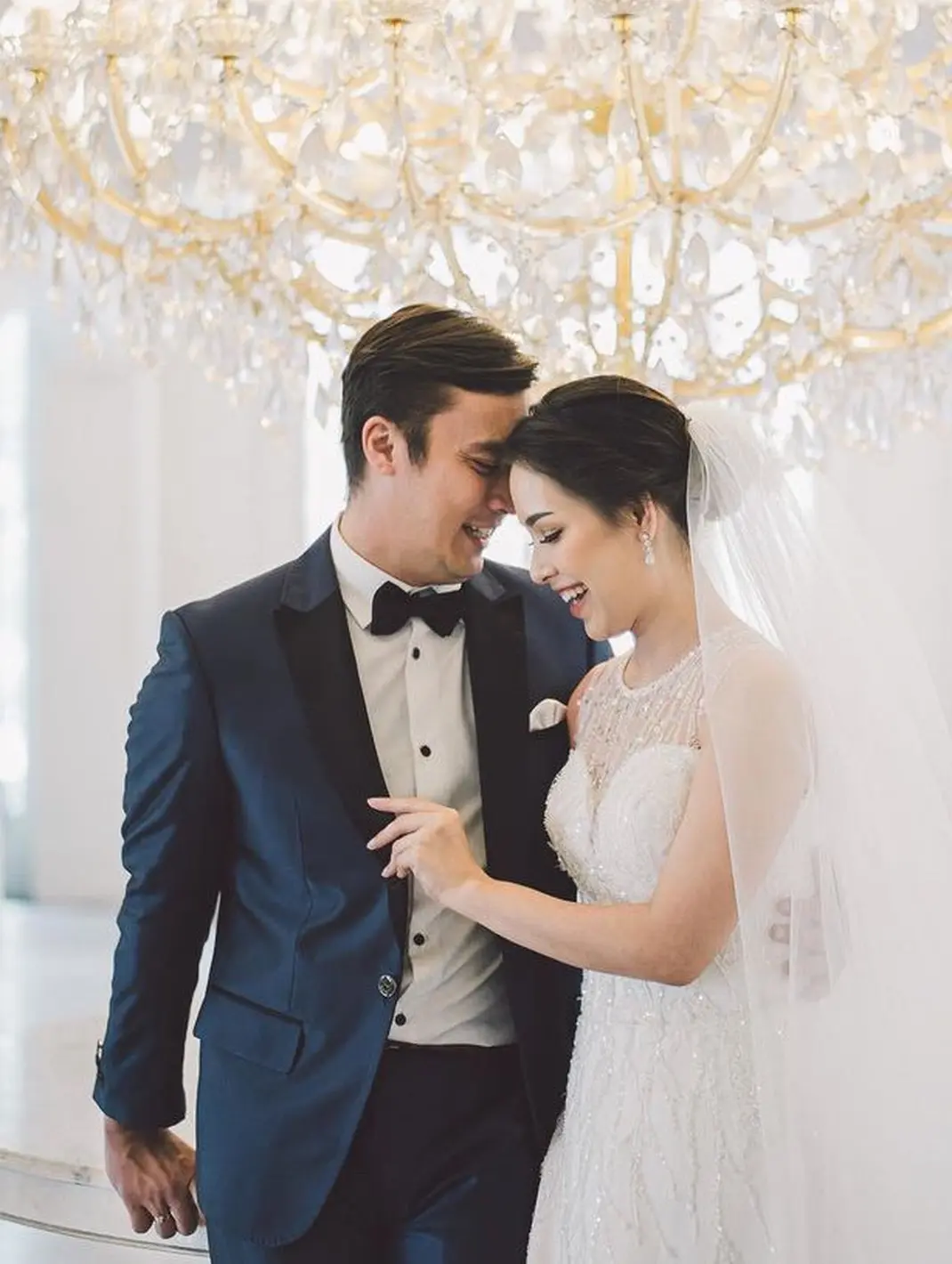 Mengintip 6 Potret Gaun Pengantin Lady Nayoan Dahulu dan Kini yang ...