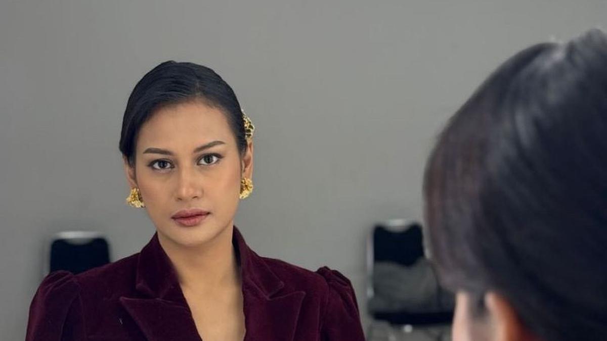 Sinopsis Film Angkara Murka, Dibintangi Raihaanun - Regional Liputan6.com