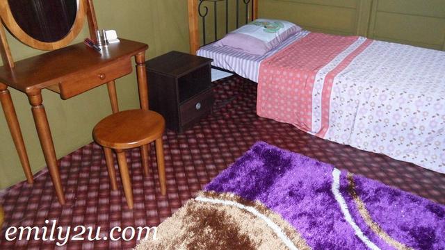 Melihat Rumah Upin Ipin di Dunia Nyata