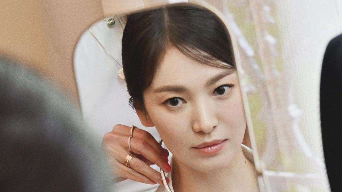 10 Transformasi Song Hye Kyo dari Pemain Drakor Sampai Jadi Fashionista ...