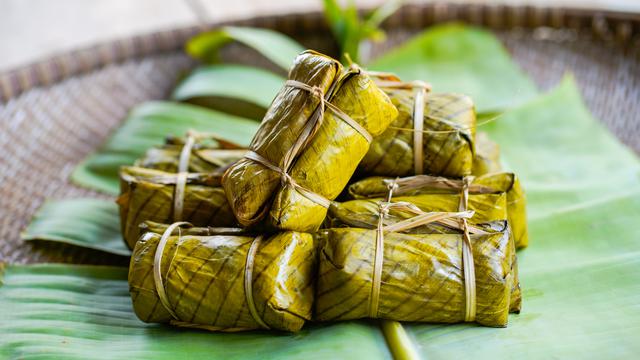Mengenal Lepet, Sajian Khas Hari Raya yang Mirip dengan Ketupat - Food ...