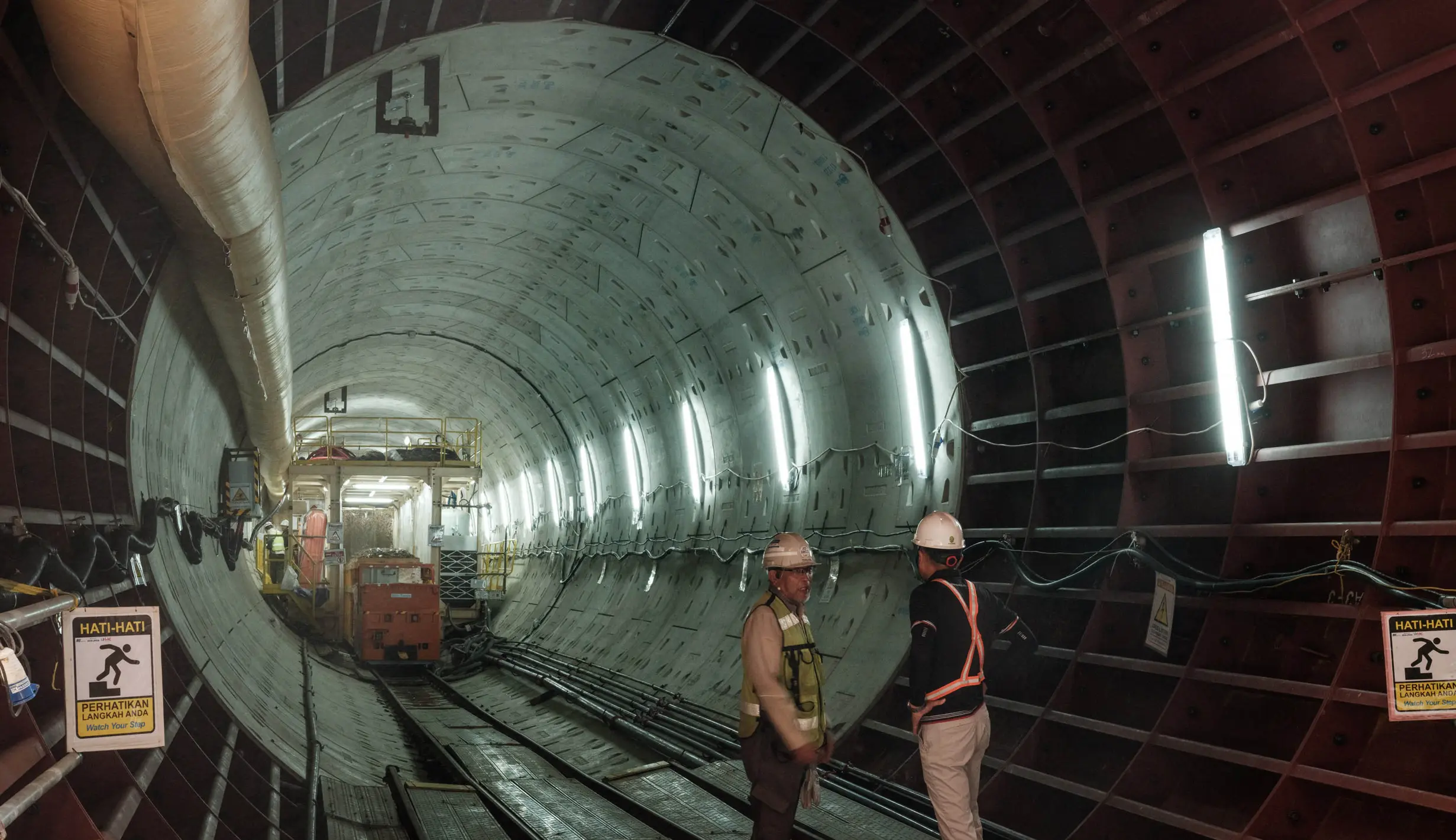 Melihat Perkembangan Pembangunan MRT Jakarta Fase 2 - Foto Liputan6.com