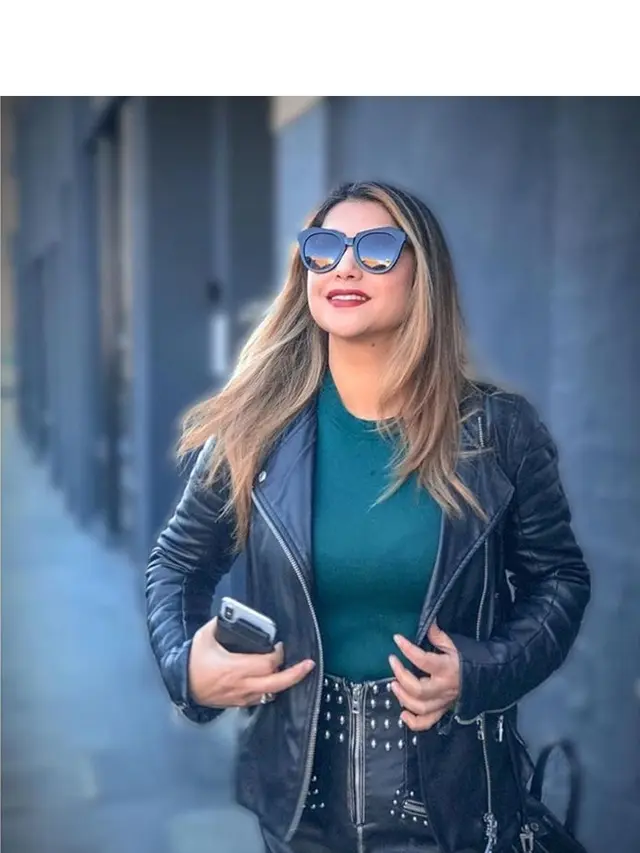 Lama Vakum, Ini 7 Potret Terbaru Sarah Azhari yang Tetap Awet Muda ...