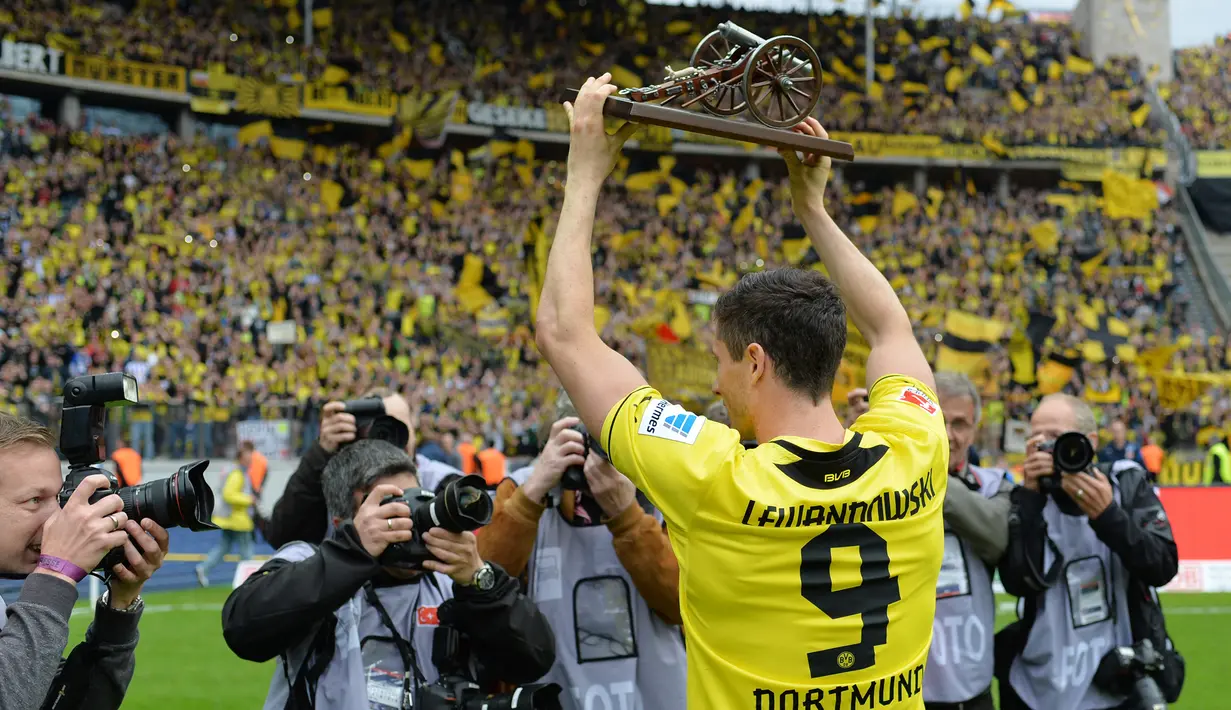 Foto: 7 Pemain dengan Jersey Nomor 9 di Borussia Dortmund, Erling ...