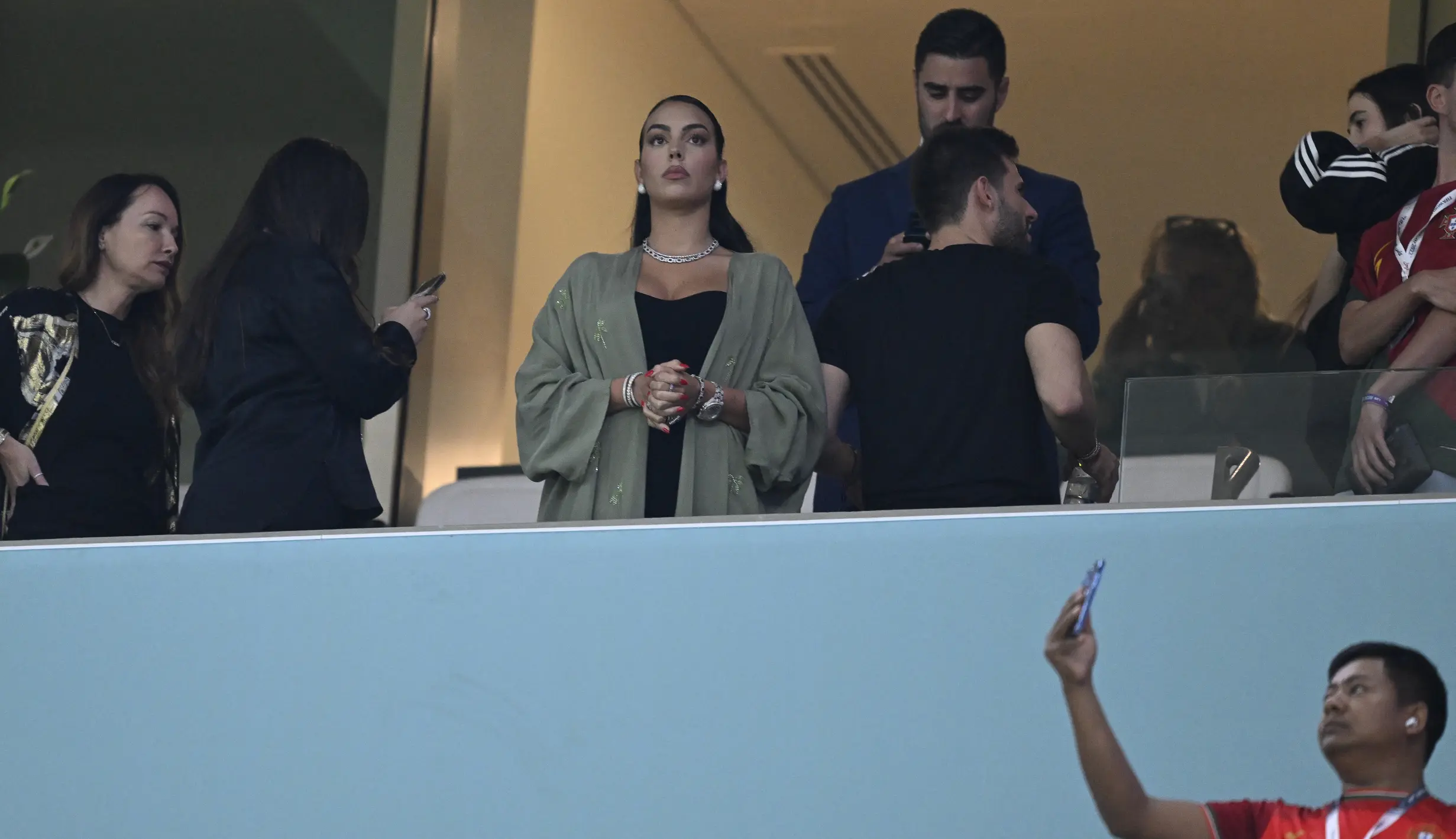 Gaya Pacar Ronaldo Saksikan Laga Portugal vs Swiss di Piala Dunia 2022 ...