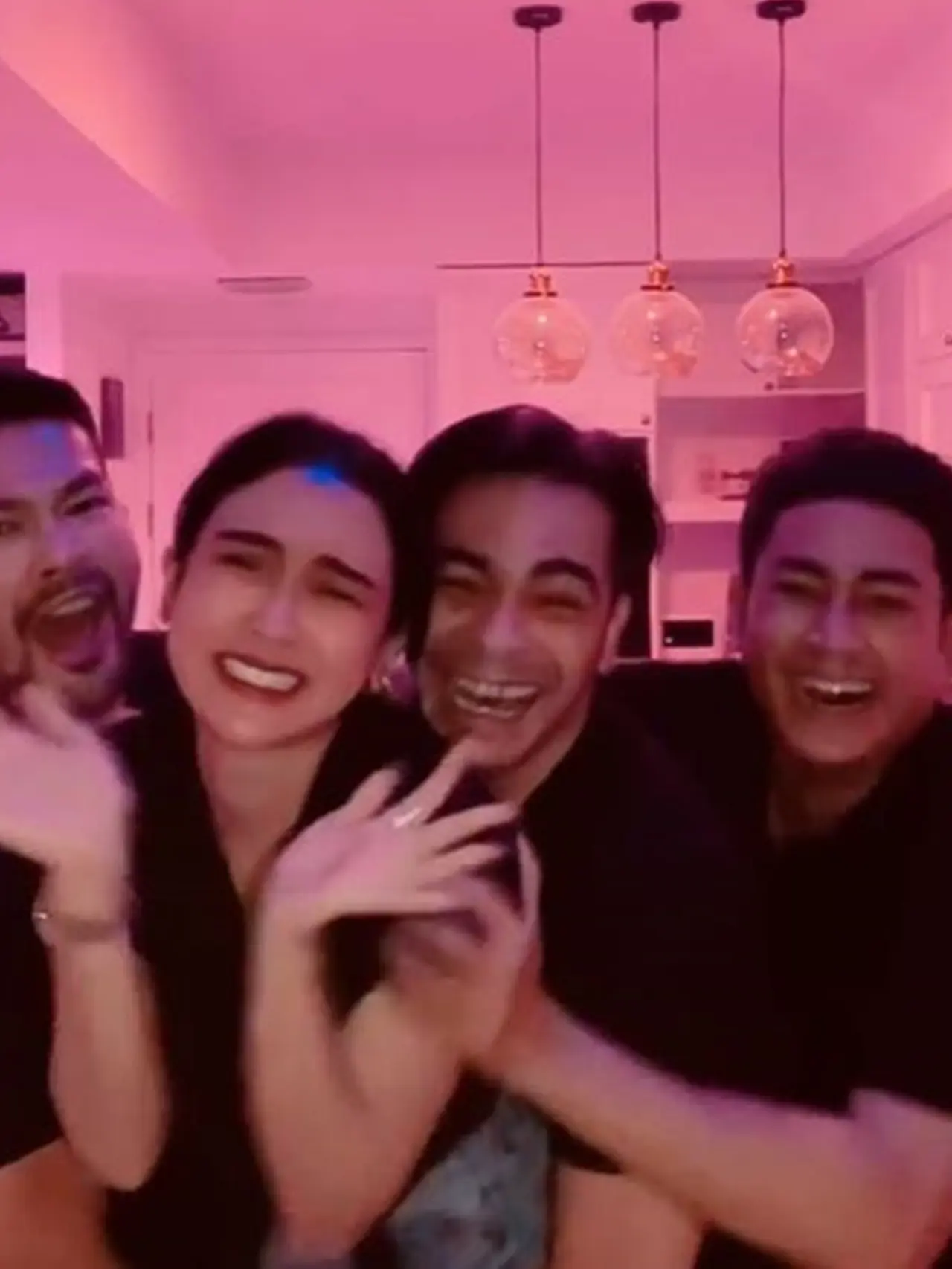 Pernah Dikabarkan Dekat, Ini 6 Potret Persahabatan Cita Citata dan Kiki ...