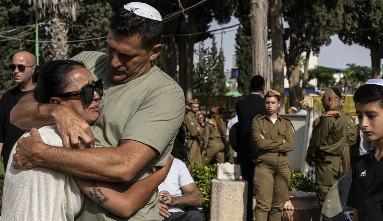 Tangis Tentara Israel Saat Pemakaman Prajurit Yang Tewas Ditembak