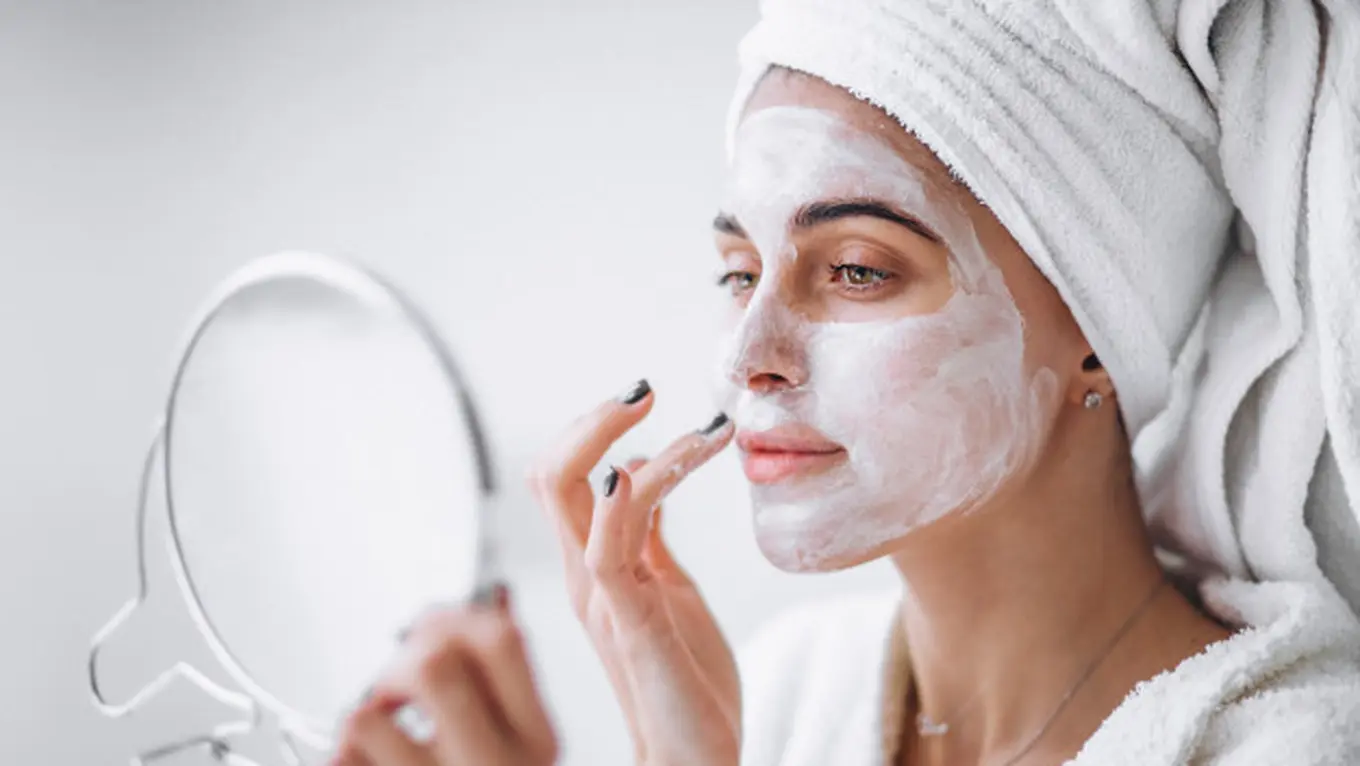 Cara Pakai Masker Wajah Bubuk - Beauty Fimela.com