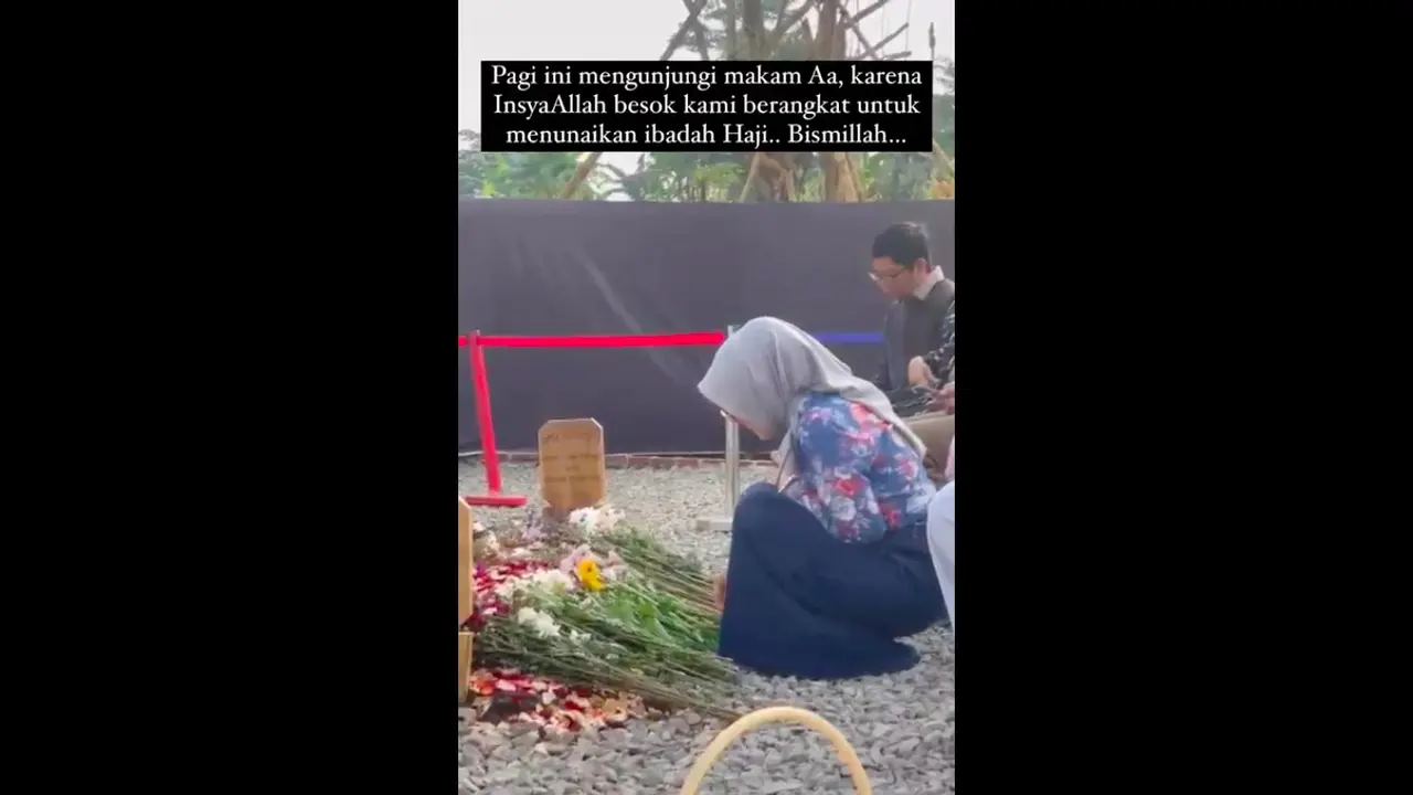 Ziarah, Pamit dan Berdoa di Makam Eril, Ridwan Kamil: Saya Akan Berhaji ...