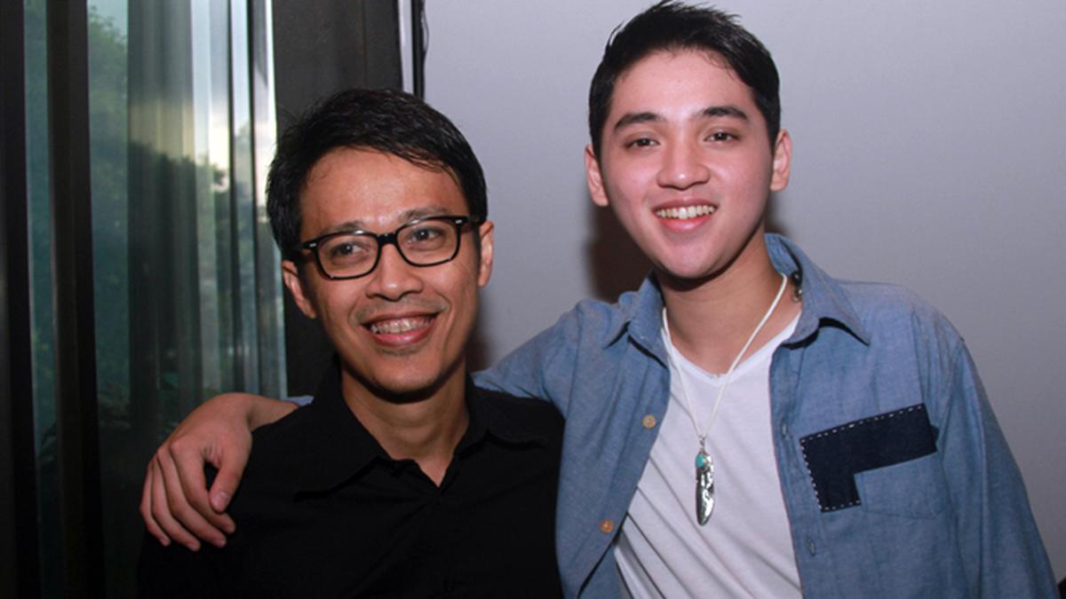 Tohpati Mau Berikan Ilmu Untuk Penyanyi Muda Ini - Page 4 - ShowBiz ...