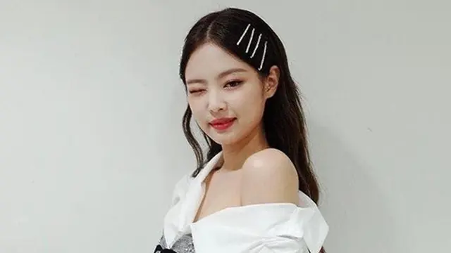 Jennie BLACKPINK Nangis sampai Menjerit Saat Ditantang Makan Ayam Pedas ...
