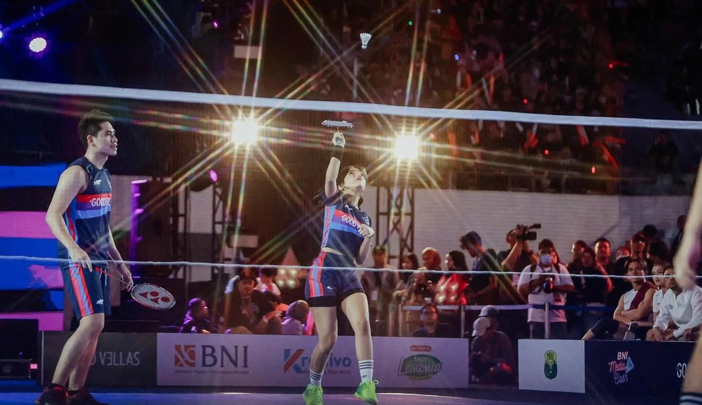 6 Potret Adu Gaya Sporty Aaliyah Massaid dan Fuji, Penampilan Tetap ...