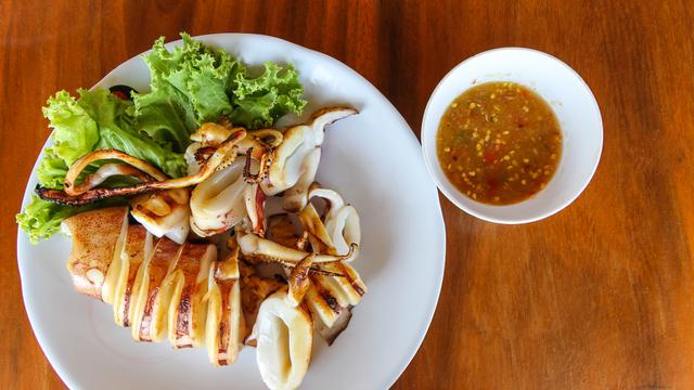 5 Resep Cumi Bakar yang Empuk dan Bumbunya Meresap - Food Fimela.com